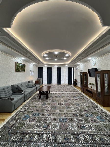 Dacha oq toshda oilaviga