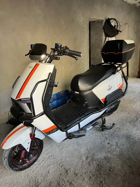 Skuter yangide 700$ olingan