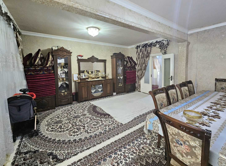 Toshkentda kvartira zudlik bilan sotilmoqda 4/5/5 Shayxantoxur (J2705)