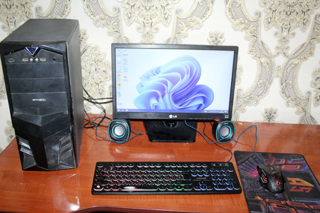 i5 Kampyuter sotiladi , Ozu 8 gb , kuchli , Arzon ,Garantiya