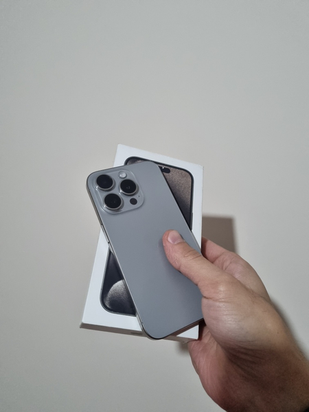 Iphone 15Pro Natural Titan