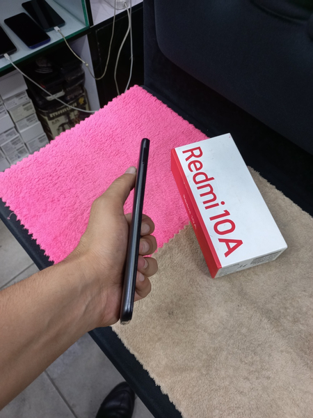 Redmi 10A 64gb holati alo