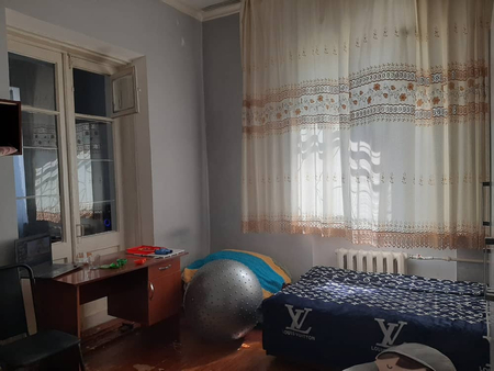 Продаётся квартира в городе Ангрен