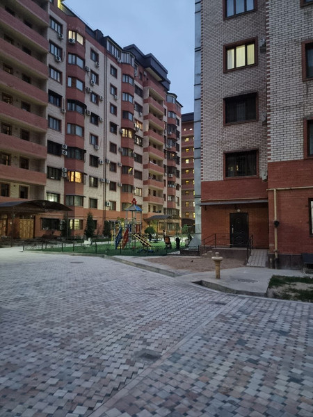 Yakkasaroy ofiss sotiladi 115kv