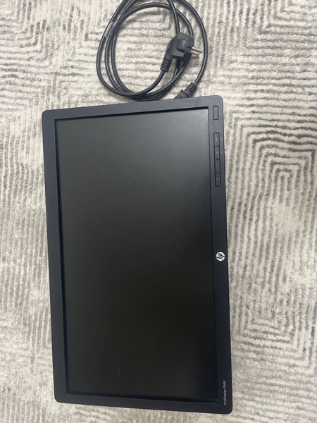 HP pro display P200. LCD monitor