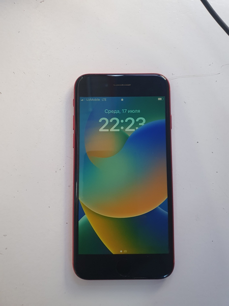 iphone 8 64 gb srochna sotiladi