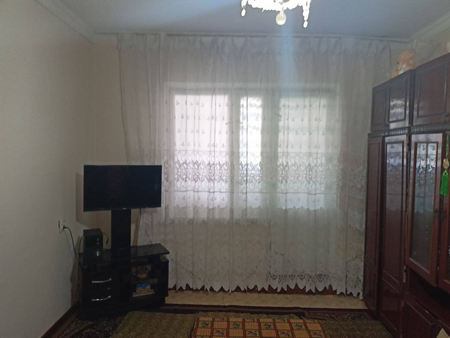 Квартира сотилади 3 хонали 80 кв