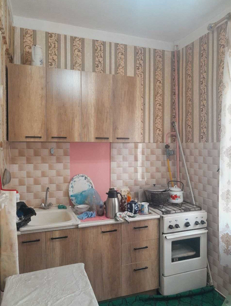 Продаётся 1 комнатная квартира на массиве Карасу 4.