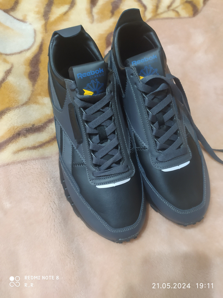 Orginal Reebok Krassovka sotiladi yangi