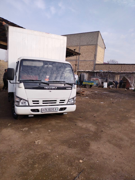Isuzu NQR yuk mashinasi