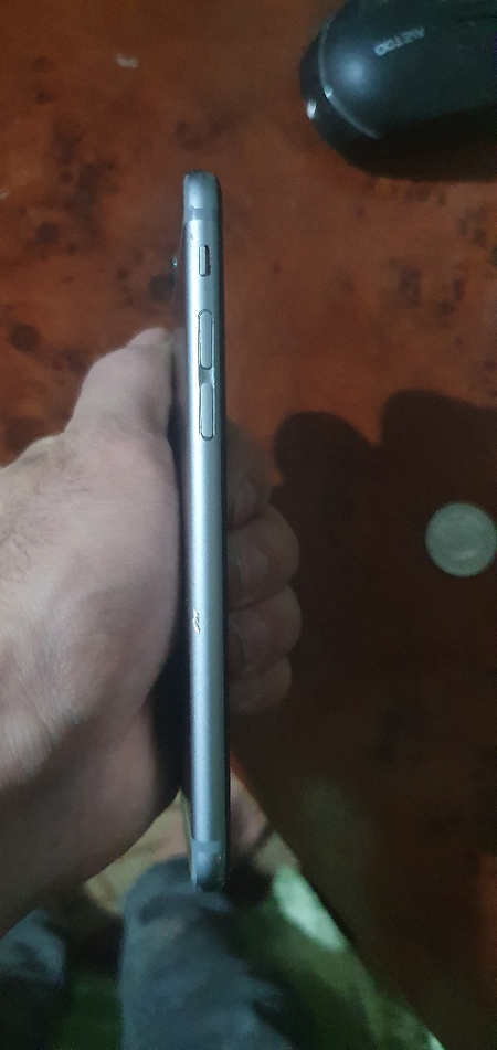 Iphoni 6+ srochni sotiladi  aybi yuq  100% toza
