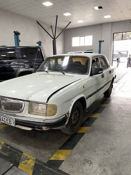 Volga 3110 sotiladi
