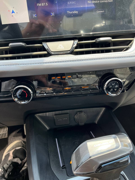 Chevrolet monza 1.5 atmosferniy notariusga tayor

Xususiyatlari:
Dvi