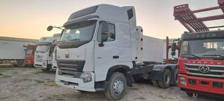 Тягач HOWO A7 8x150 газ
