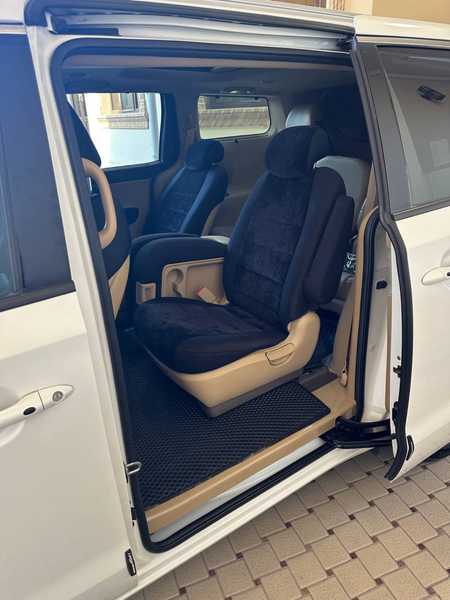 Kia Carnival sotiladi