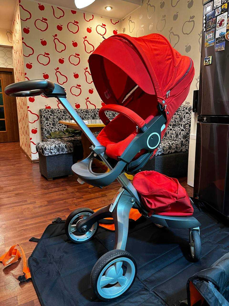 Коляска STOKKE (ОРИГИНАЛ) в отличном состоянии!