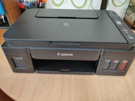 Принтер 3в1 Canon  черный белый + WiFi