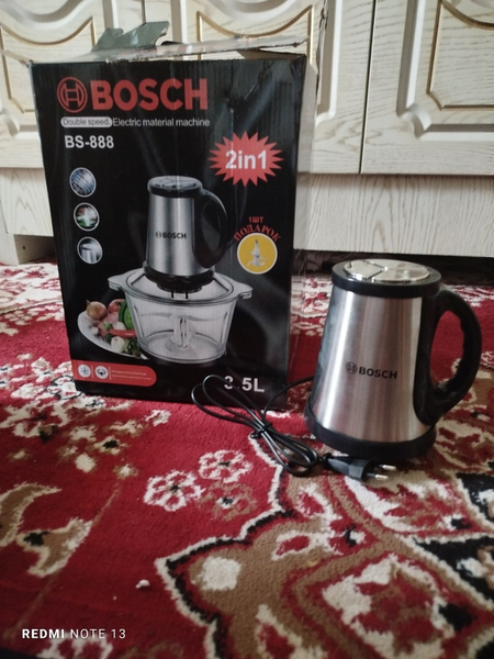 Chopper Bosch va televizor Roison