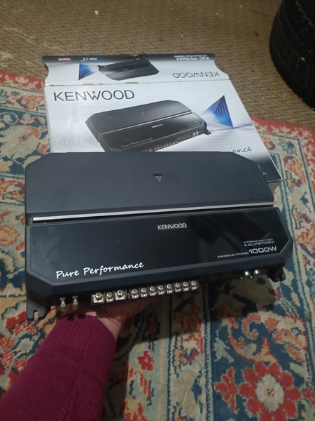 Usilitel KENWOOD 1000 W
