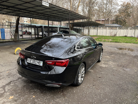 Malibu 2 2018 yil, qora, kraskasi toza 44000 probeg, 1 ta qo’l