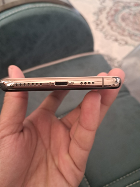 Iphone Xc max 256