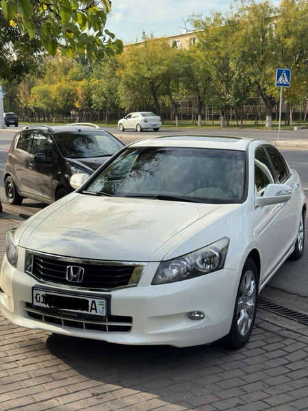 Продам Honda Accord 2009 года
