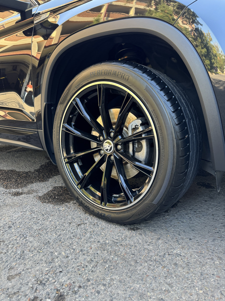 Продам диски ABT R20 9J 5x112 ET30 dia 66.6 с резиной