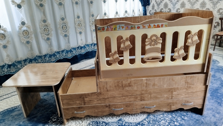 Манеж (люлька) + шкаф детский + кроват детский + столик
