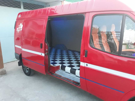 Ford guruzavoy sotiladi 1995  -yil ishlab chiqarilgan