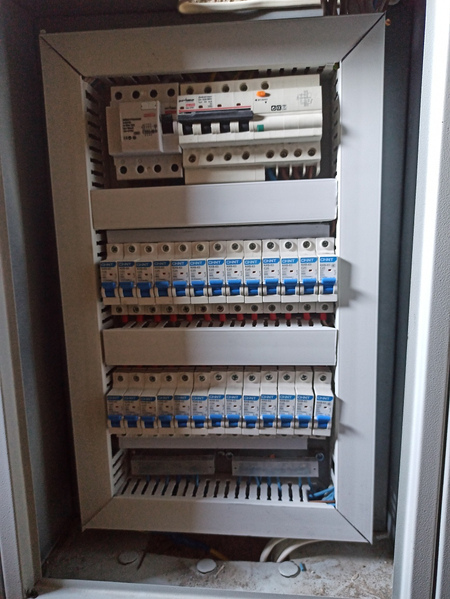 Electric power 220v-380v