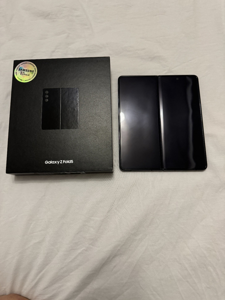 Samsung z fold 5