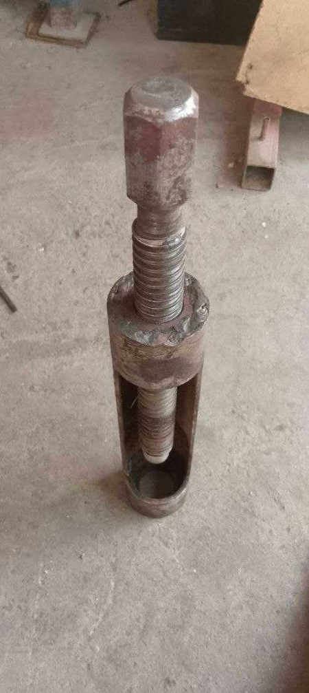 Продам съемник, недорого !