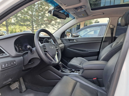 Hyundai Tucson 2015 г. Фулл, панорама. Своя!
