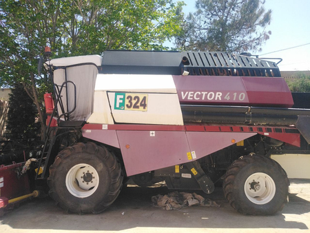 Комбайн ВЕКТОР-410