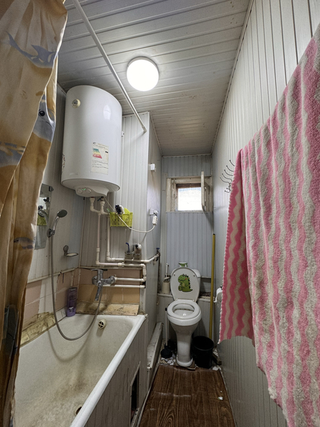 Срочно Продажа Спутник-2 3–х ком возле метро