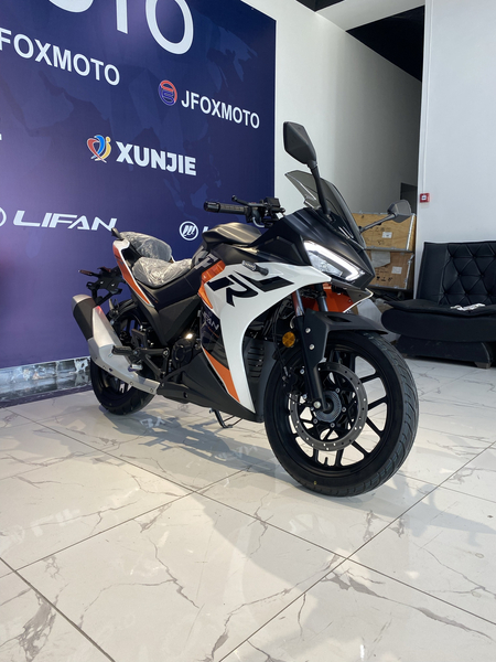 Мотоцикл Mototsikl Lifan KPRR200