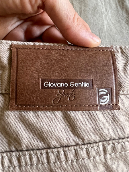 Giovane Gentile бежевые мужские джинсы 100% хлопок, размер 33/34