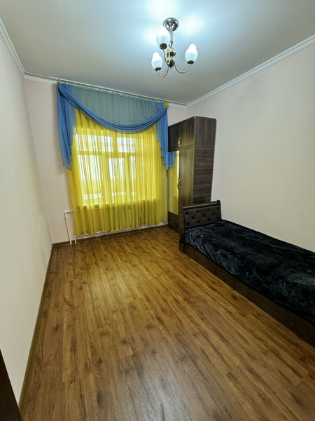 Сдам в Аренду квартиру  4/4/4  130м2 спец план