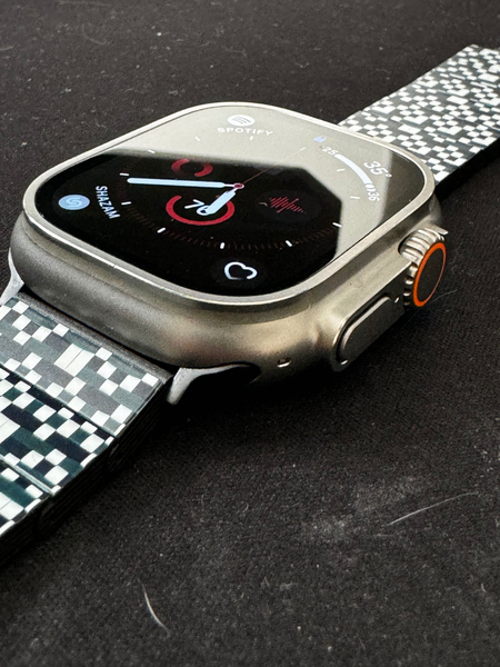 Apple watch ultra + pitaka