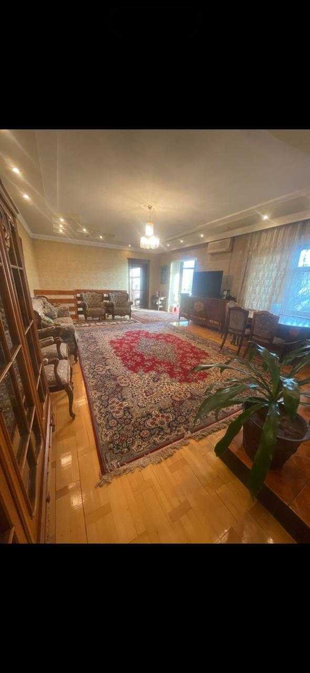 Рабочий городок. Продаётся шикарный дом. 3 этажа-9комнат
