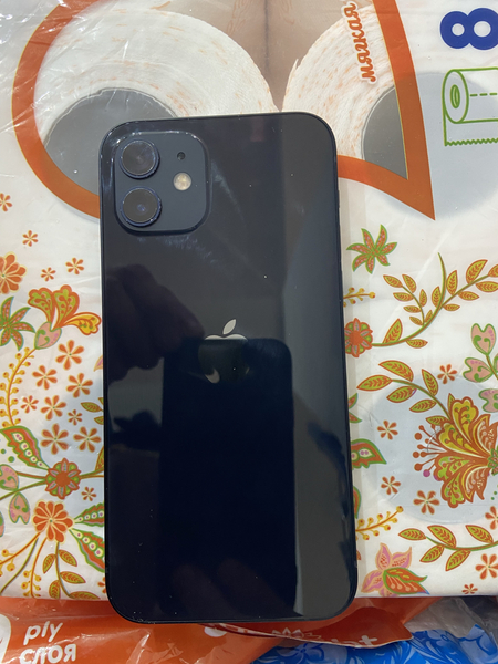 Sotiladi iPhone 12
