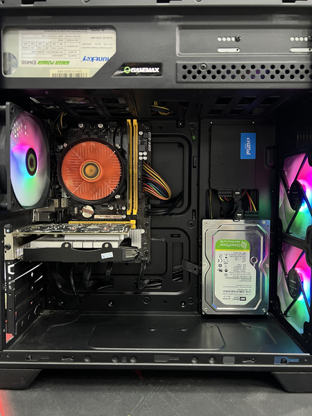 Gaming pc i3 rx 550 4gb