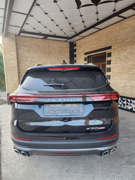 Jetaur X70 plus sotiladi Srochna!!!