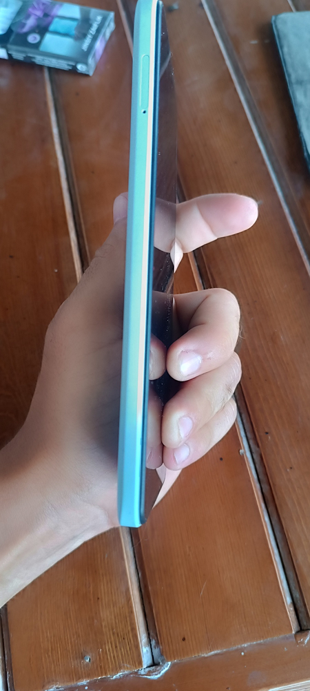 Telefon sotiladi