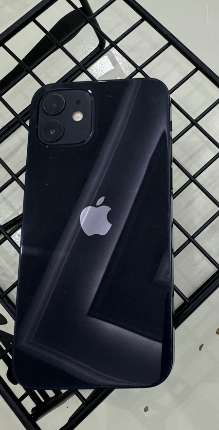 IPhone 12, 64Gb sotiladi