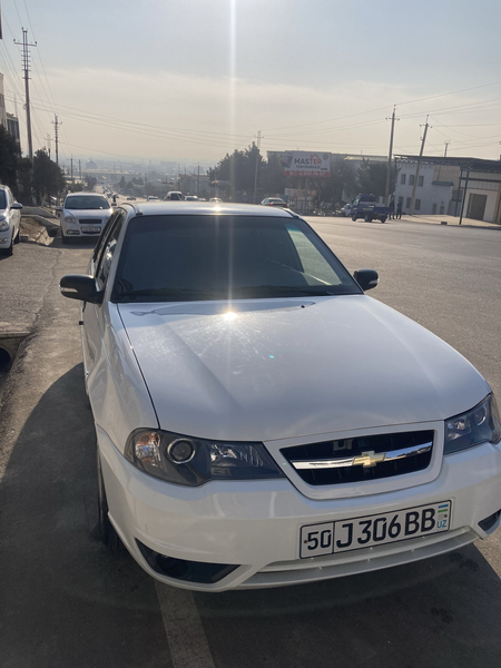 nexia 2 1.6 super bez konditsaner
