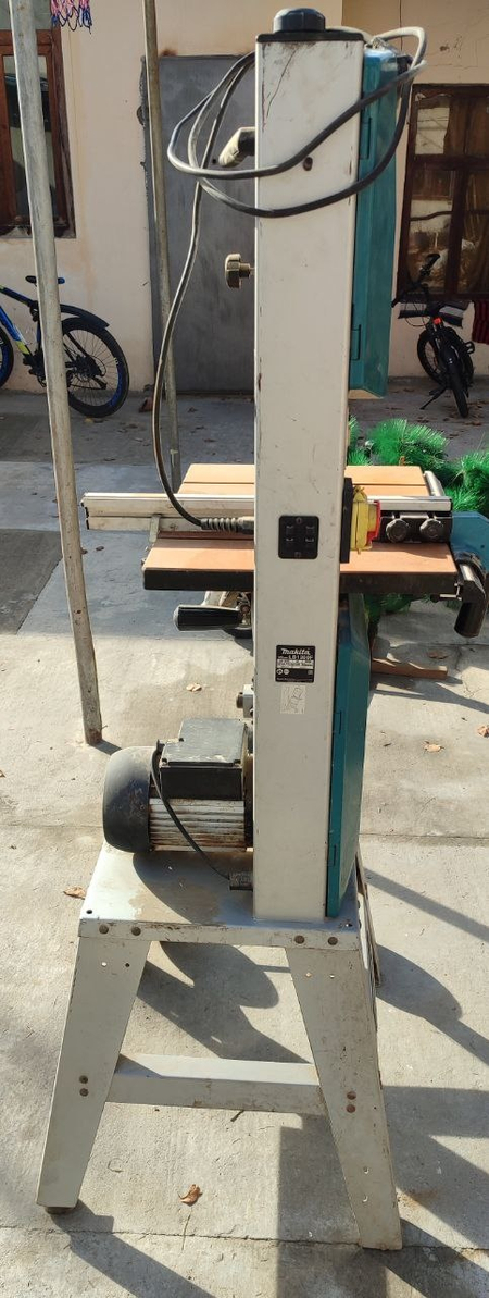 Ленточная пила Makita 900Вт