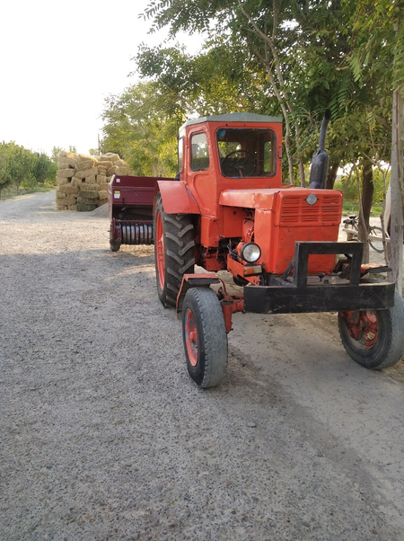 T40 traktor tukan perspadbor