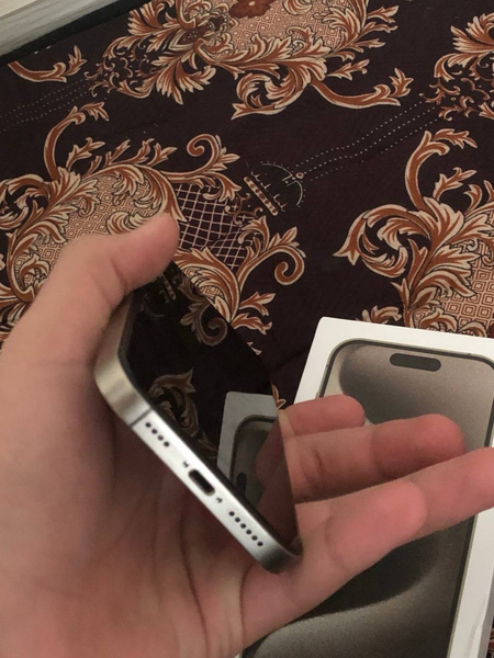 Iphone xr 15 Pro korpustda