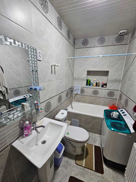2 xonali qilingan 66m² 6-qavat sotiladi.